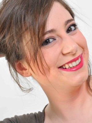 Suzan Genç - SensaCine.com