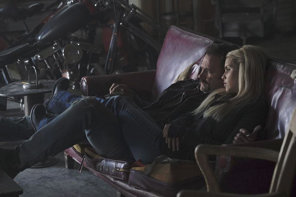 Foto de David Meunier - Aquarius : Foto Claire Holt, David Meunier ...