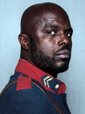 Chris Obi - SensaCine.com