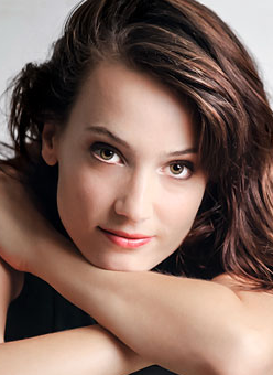 Geraldine Neary - SensaCine.com