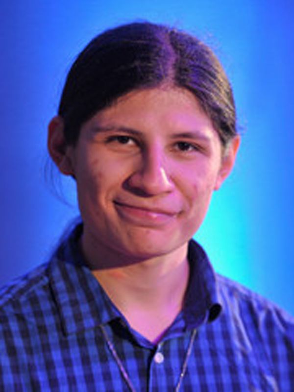 Mukunda Angulo - SensaCine.com