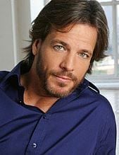 Bradley Cole - SensaCine.com