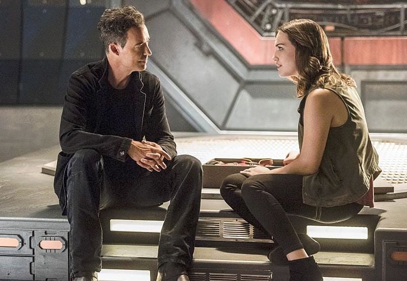 Foto de Violett Beane - The Flash : Foto Tom Cavanagh, Violett Beane ...