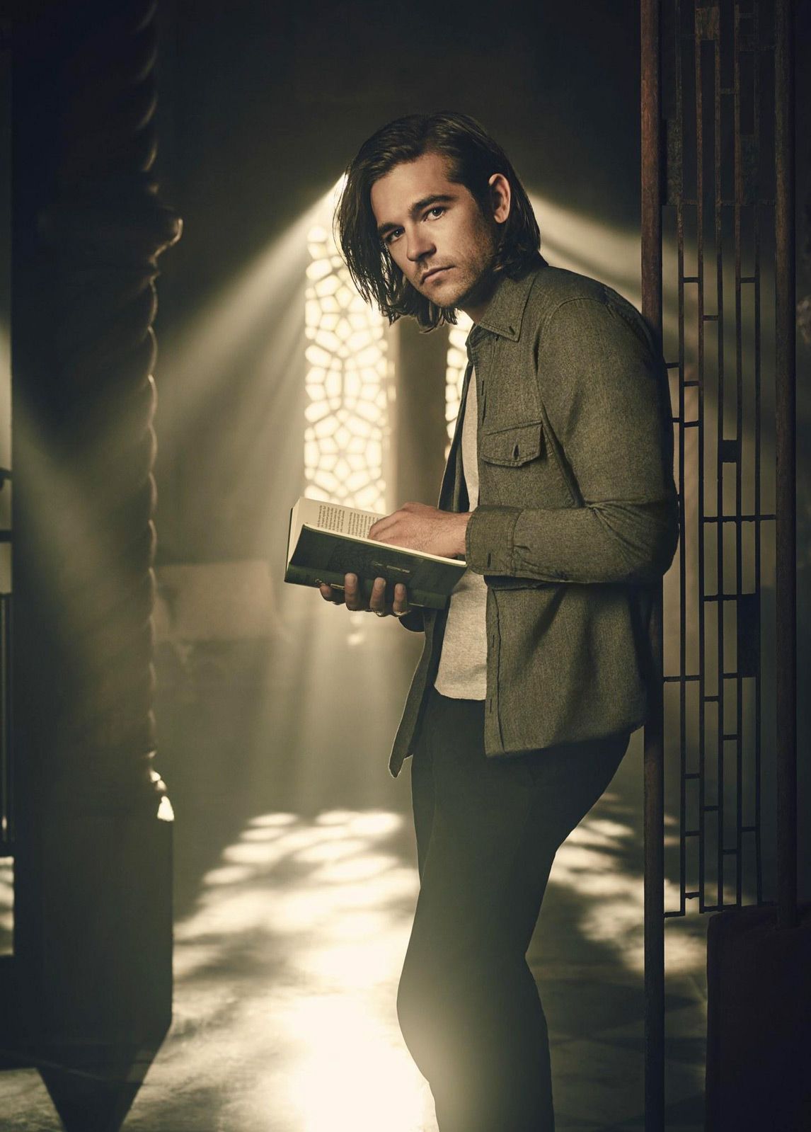 The Magicians : Foto Jason Ralph - Foto 242 sobre 344 - SensaCine.com
