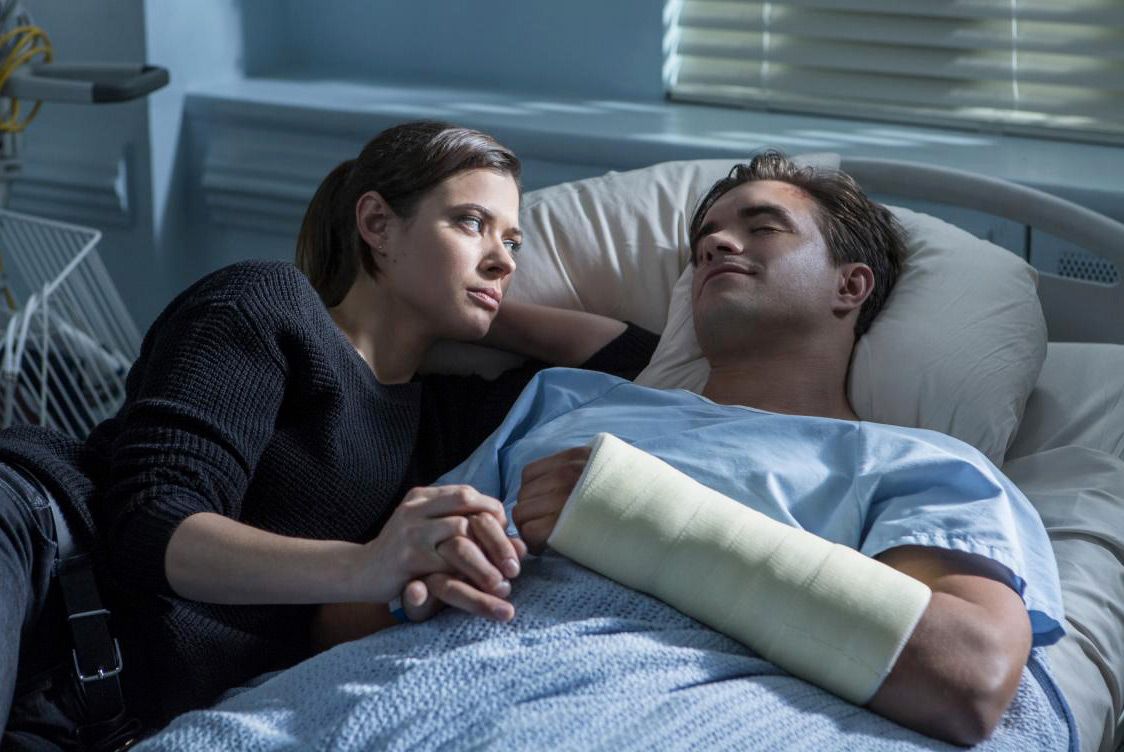 Foto de Rob Mayes - Frequency : Foto Peyton List (I), Rob Mayes - Foto ...