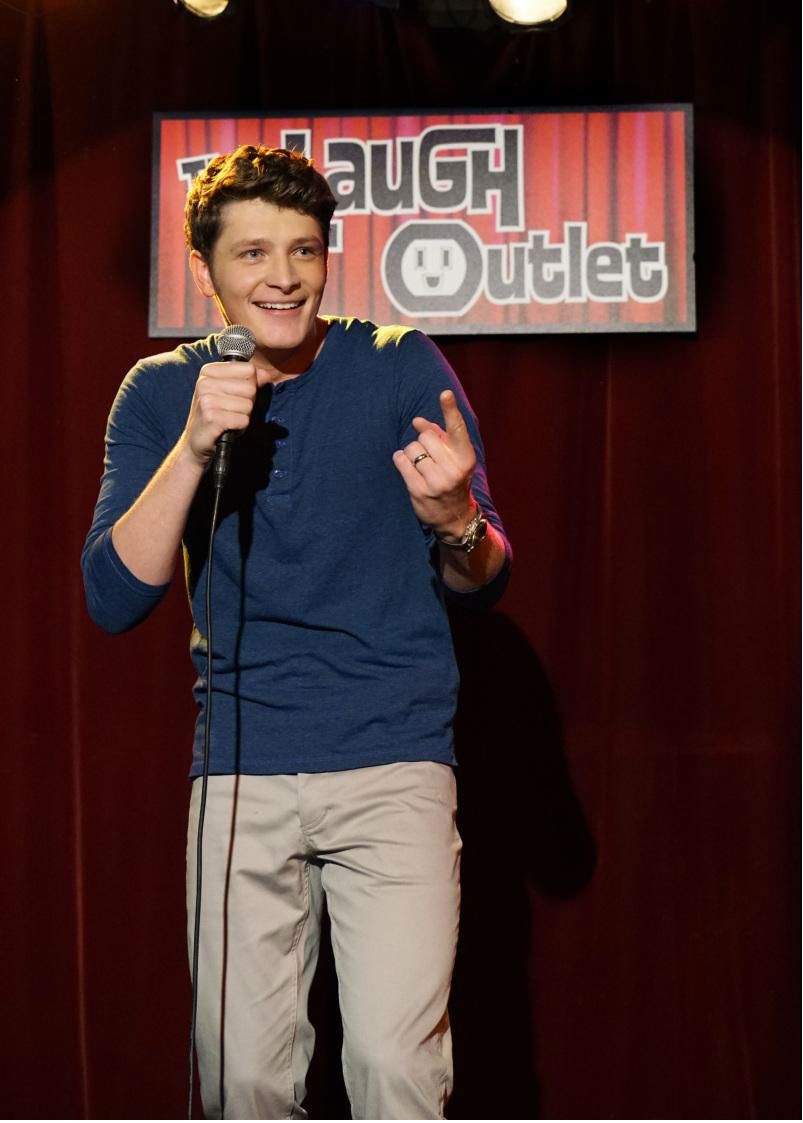 Foto de Brett Dier - Jane The Virgin : Foto Brett Dier - Foto 42 de 106 - SensaCine.com
