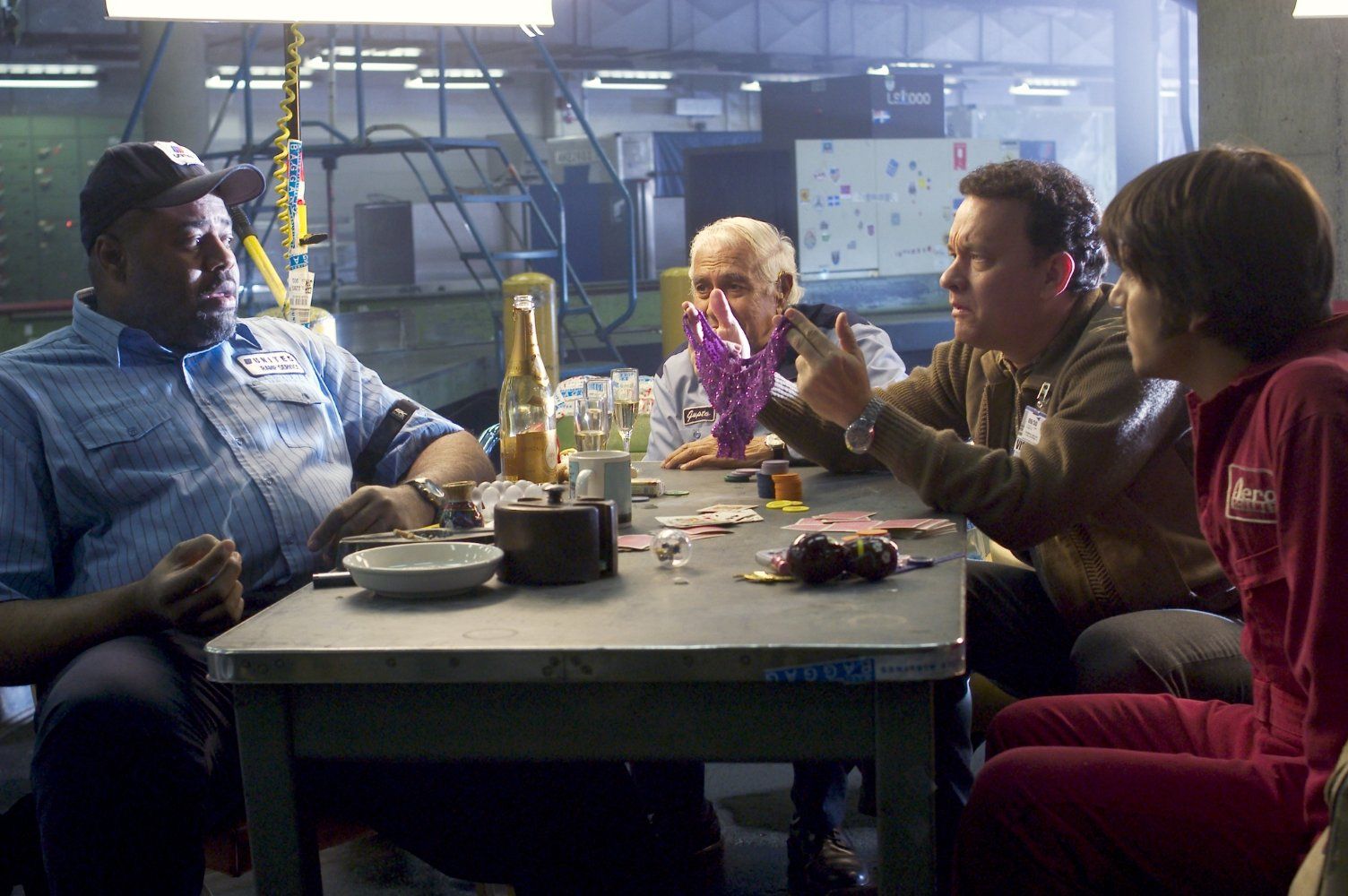 Foto de Tom Hanks - La Terminal : Foto Kumar Pallana, Tom Hanks, Chi ...
