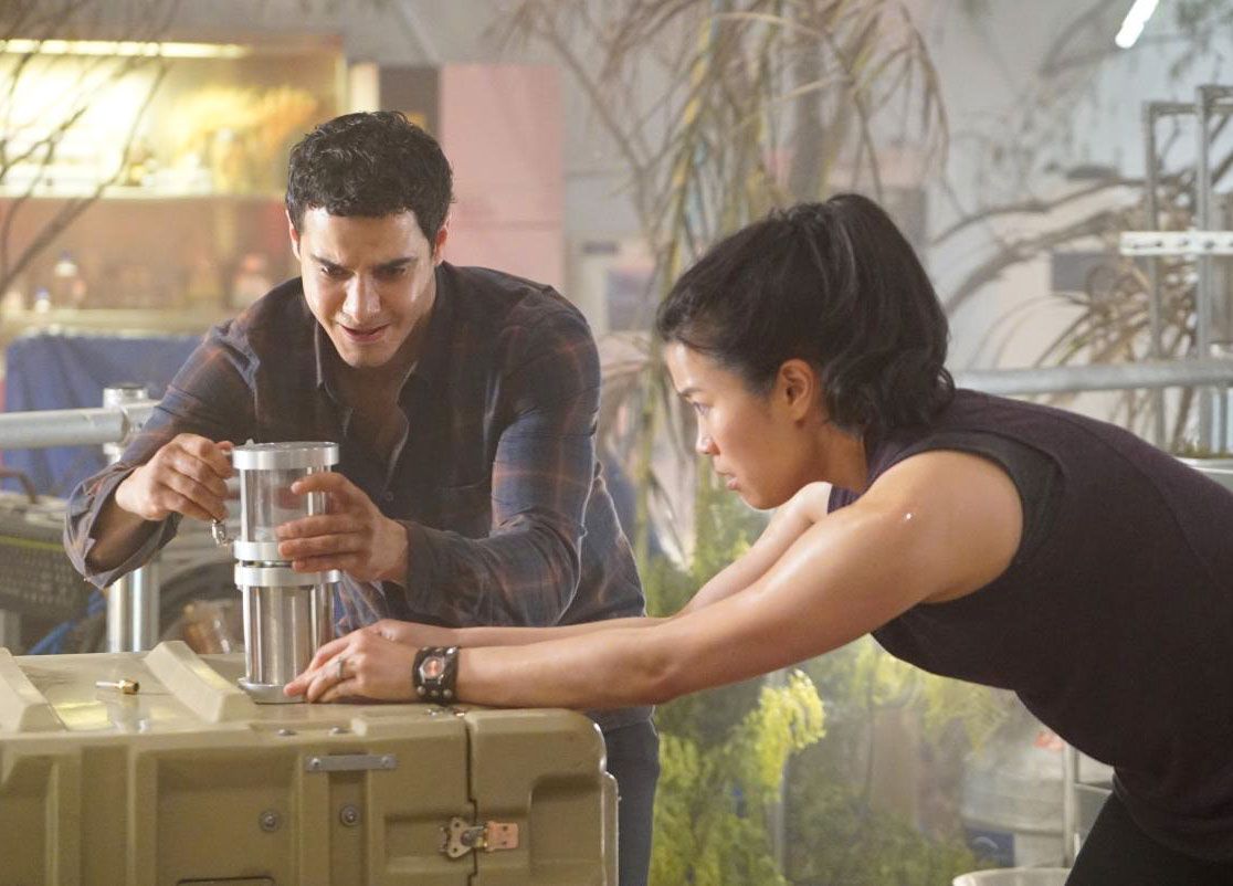 Foto de Jadyn Wong - Scorpion : Foto Jadyn Wong, Elyes Gabel - Foto 45 ...