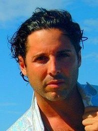 Jonathan Baker - SensaCine.com