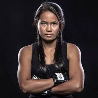 Tharoth Sam - SensaCine.com