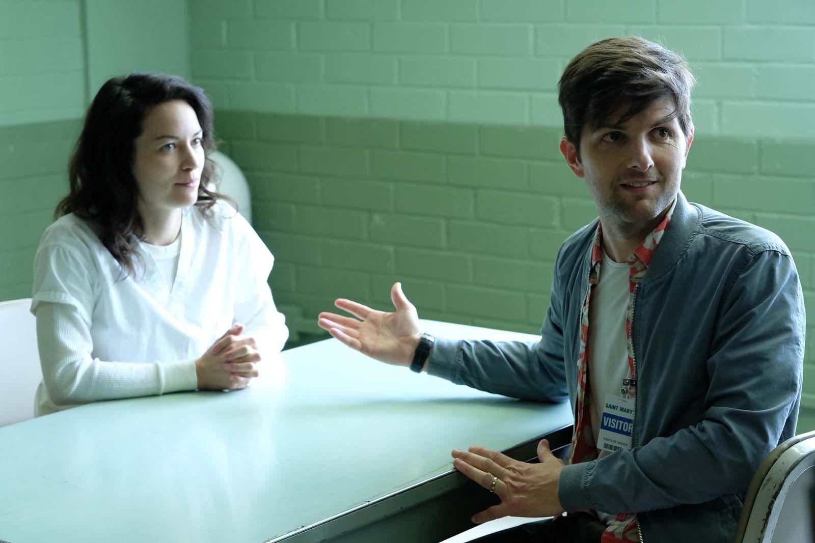 Foto de Britt Lower - Ghosted : Foto Adam Scott, Britt Lower - Foto 6 ...