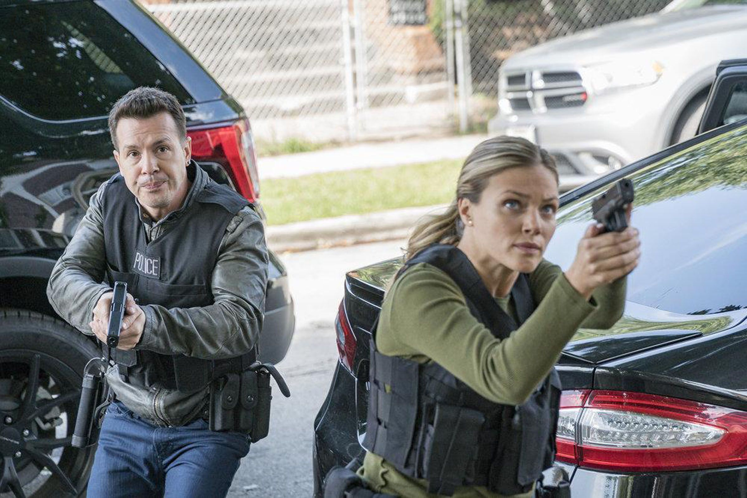 Chicago PD : Chicago PD : Foto Jon Seda, Tracy Spiridakos - Foto 374 ...