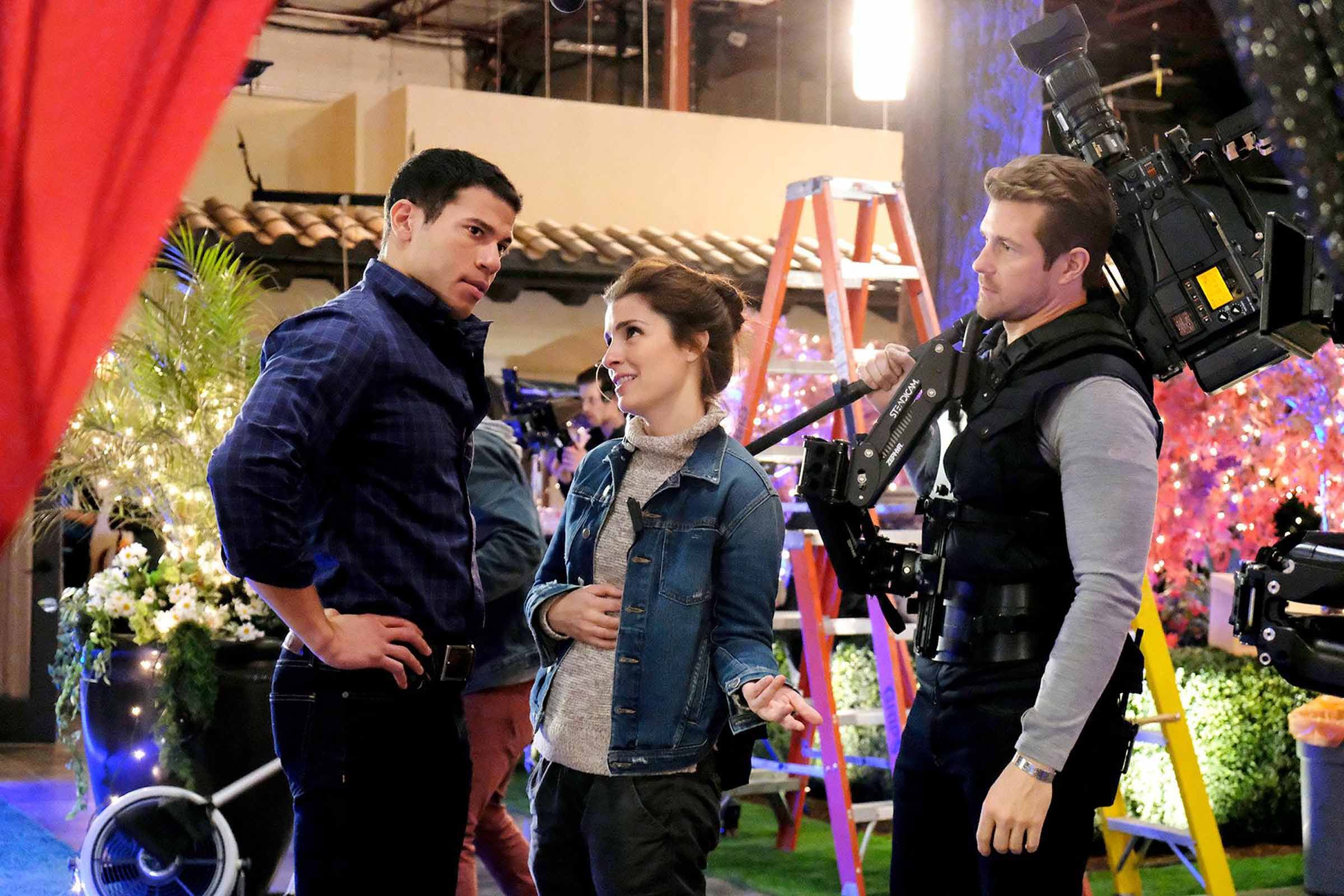 Foto de Shiri Appleby - UnREAL : Foto Josh Kelly, Alex Hernandez, Shiri ...