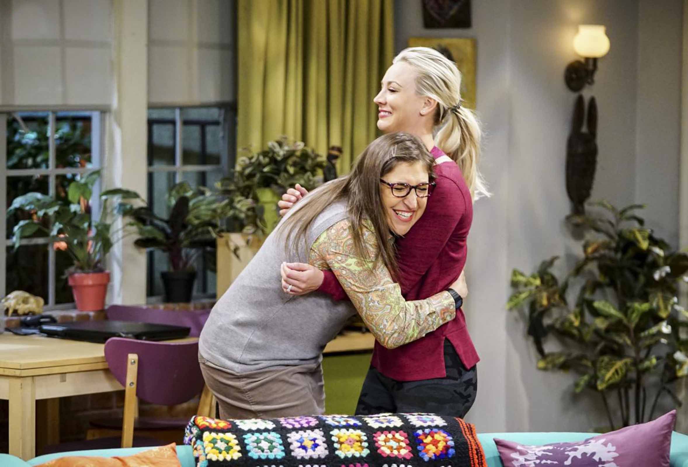 Foto de Mayim Bialik - The Big Bang Theory : Foto Mayim Bialik, Kaley Cuoco - Foto 73 de 352 ...