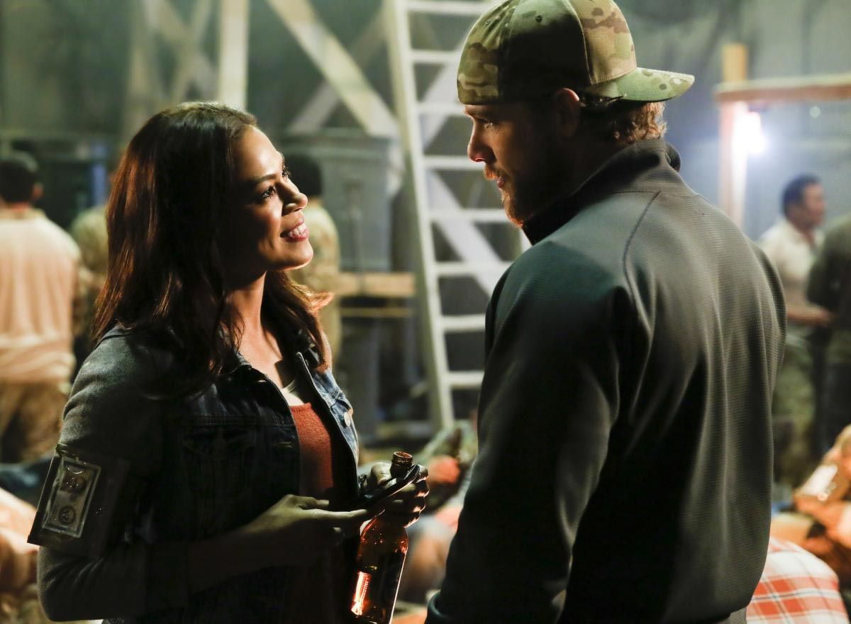 Foto de Max Thieriot - SEAL Team : Foto Toni Trucks, Max Thieriot ...