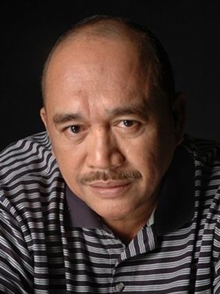 Johnny Delgado - SensaCine.com