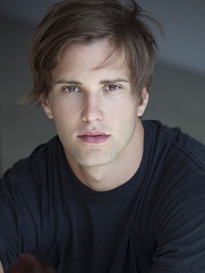 James Godfrey's Instagram, Twitter & Facebook on IDCrawl