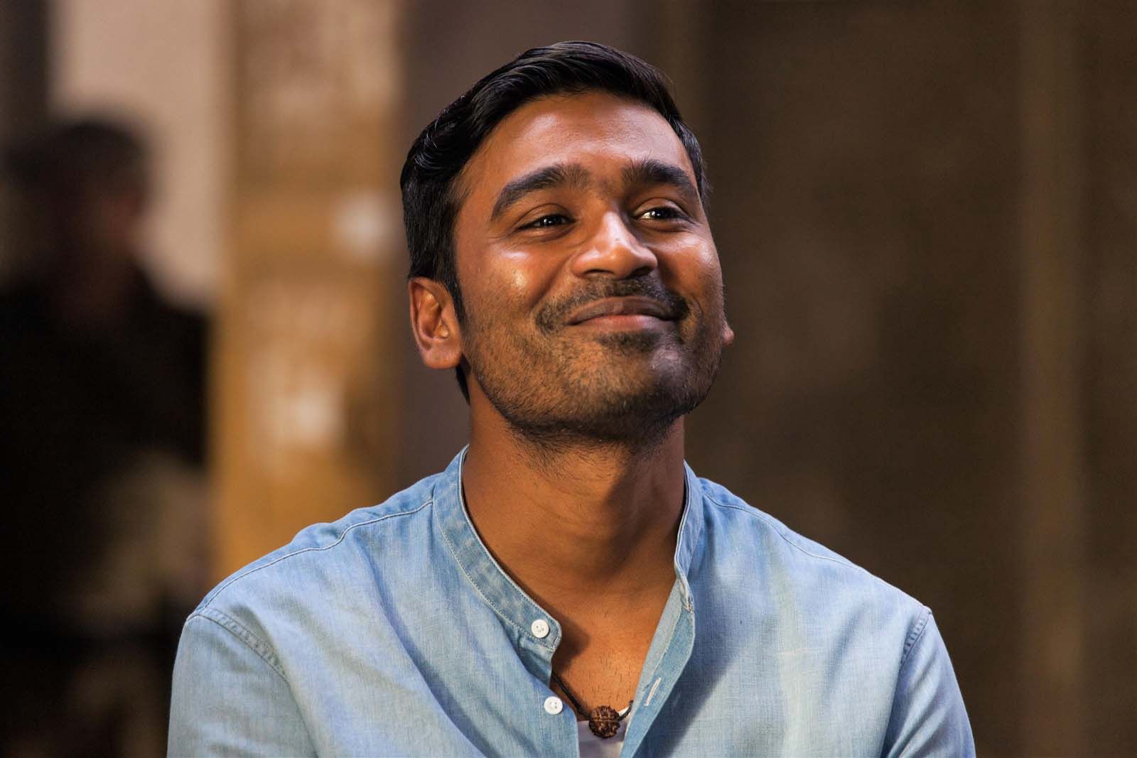 Foto de V Dhanush - De la India a París en un armario de Ikea : Foto V ...