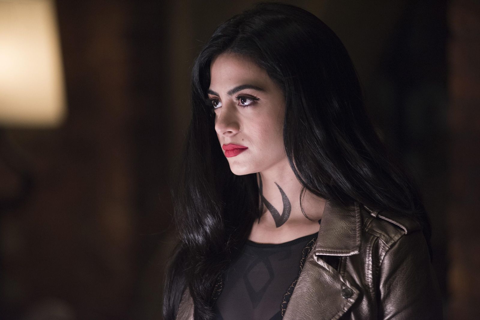 Foto de Emeraude Toubia - Shadowhunters : Foto Emeraude Toubia - Foto ...