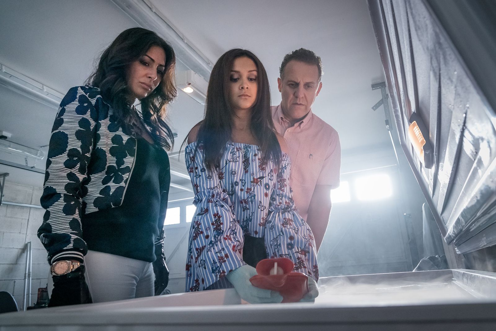 Safe : Safe : Foto Amy-Leigh Hickman, Nigel Lindsay, Laila Rouass ...