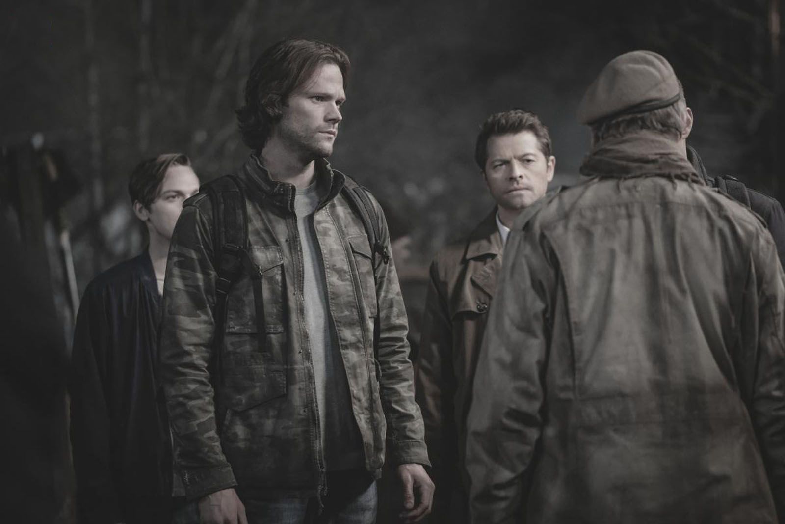 Foto de Alexander Calvert - Sobrenatural : Foto Jared Padalecki, Misha ...