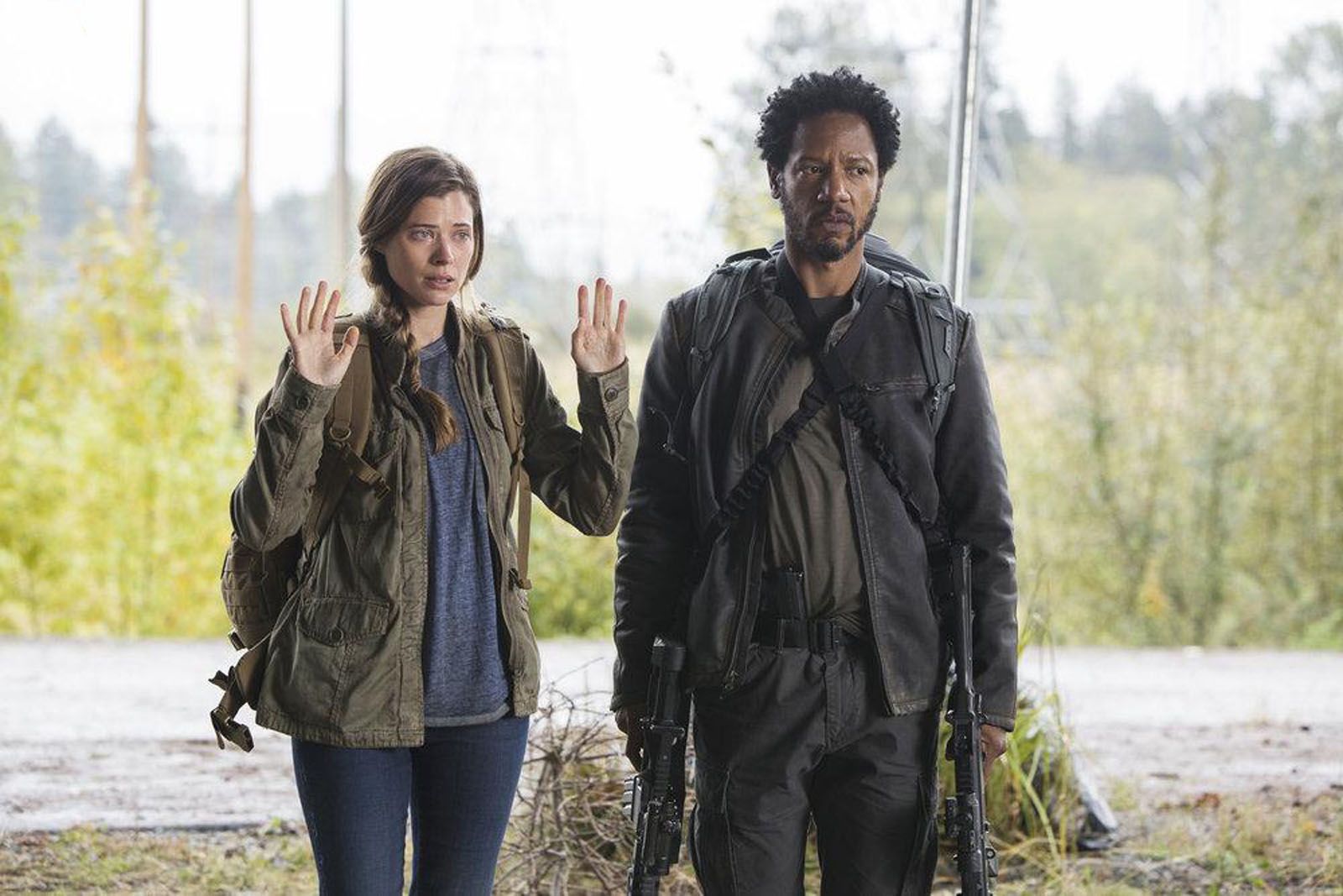 Colony : Colony : Foto Tory Kittles, Peyton List (I) - Foto 55 sobre ...