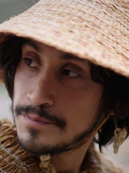 Tyler York - SensaCine.com