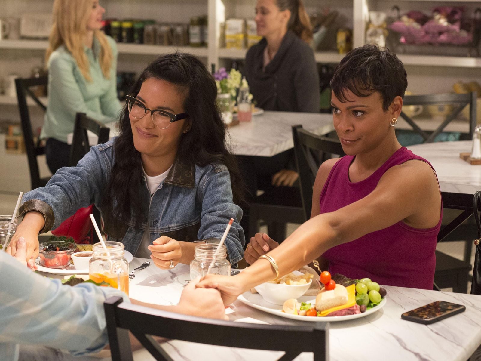 American Housewife (2016) : American Housewife (2016) : Foto Carly ...