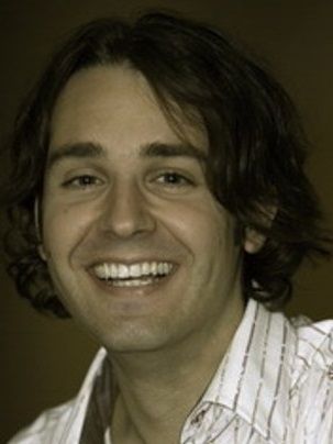 A.J. Eaton - SensaCine.com