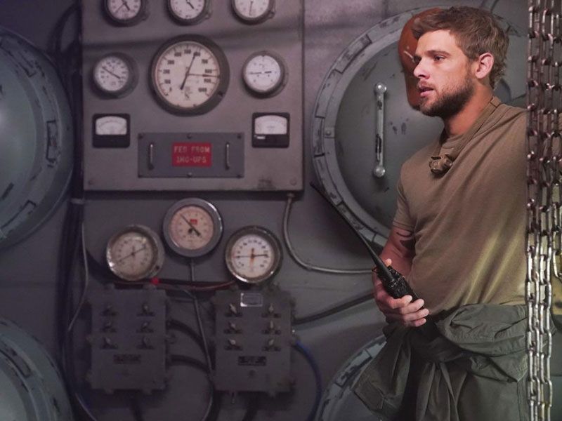 SEAL Team: Foto Max Thieriot - 172 sobre un total de 335 - SensaCine.com