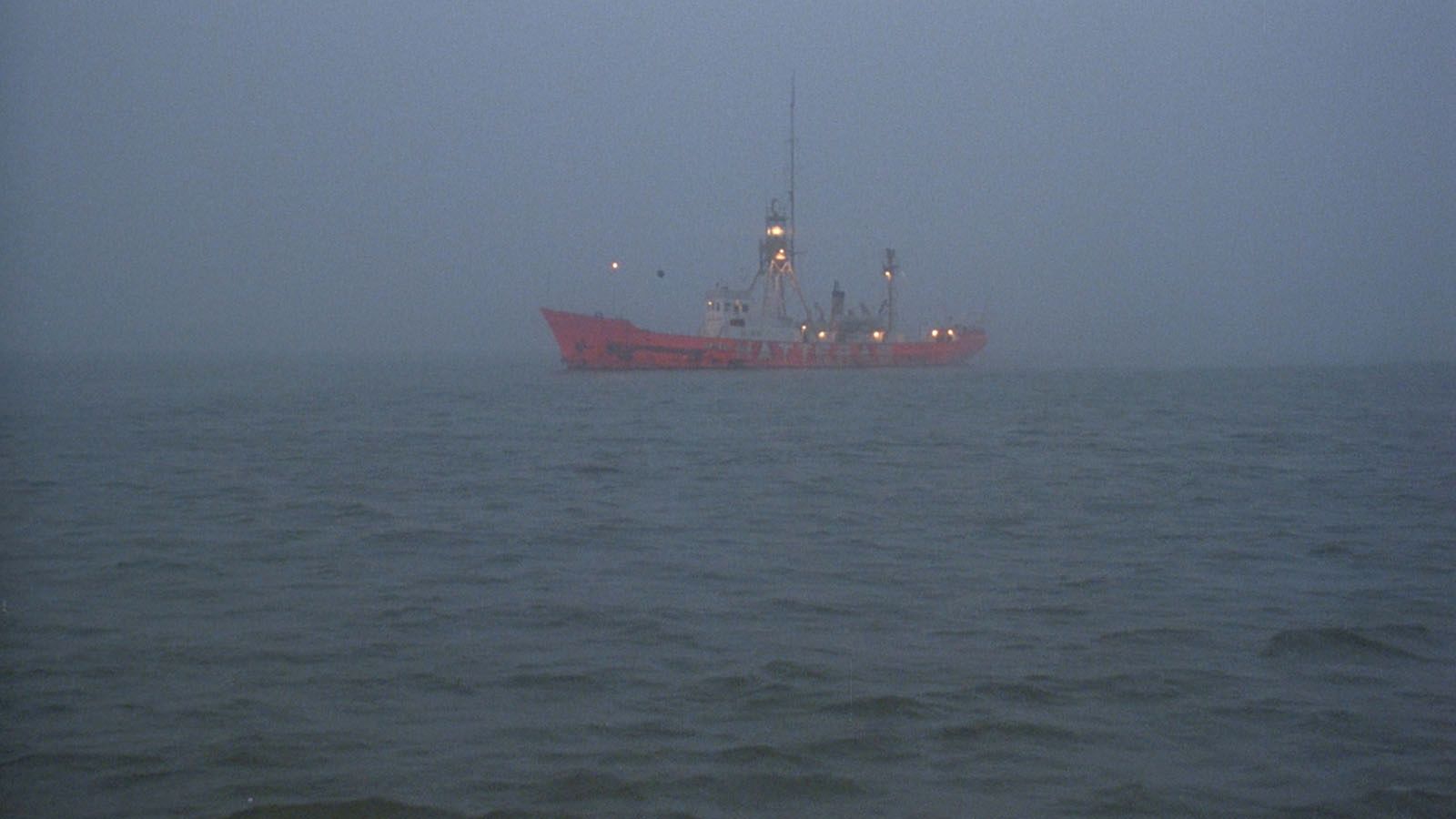 Foto de la película El Lightship, el buque-faro - Foto 2 por un total ...
