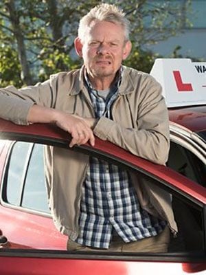 Warren - Serie 2019 - SensaCine.com