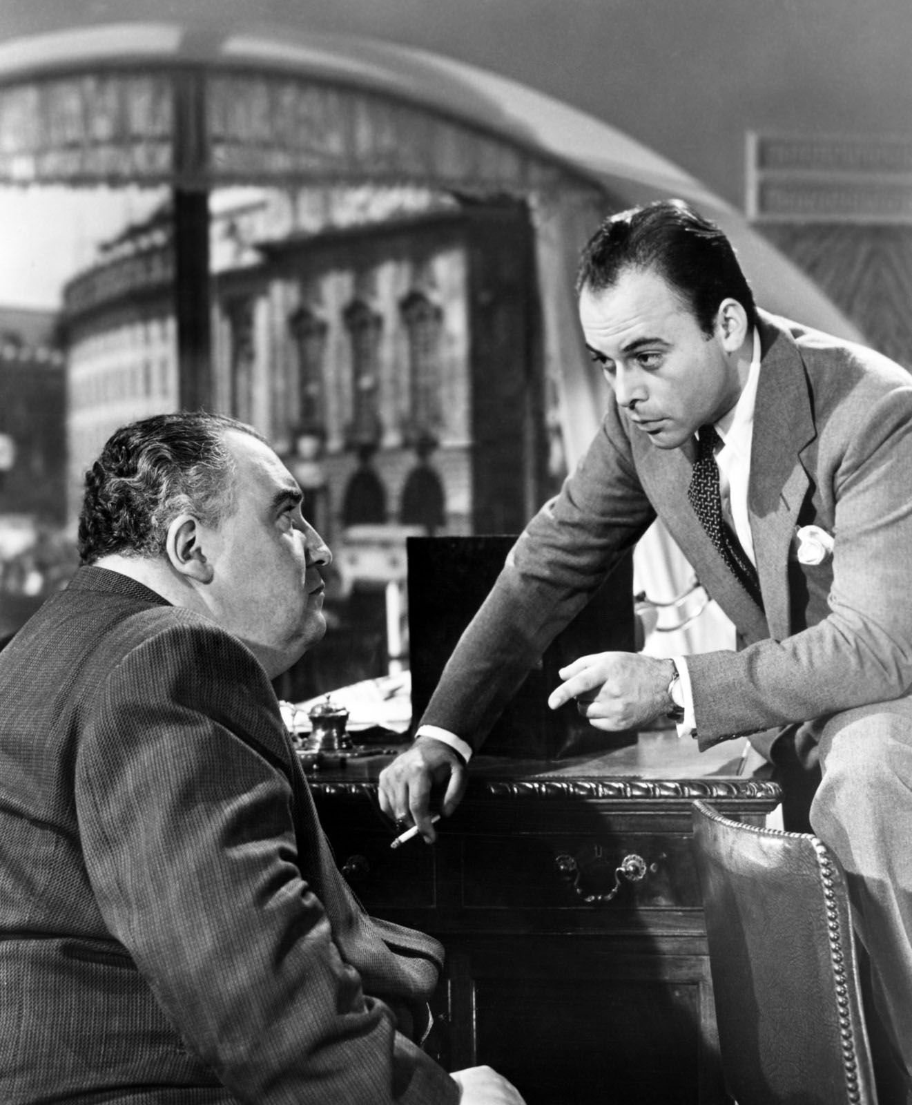 Foto de Francis L. Sullivan - Noche en la ciudad : Foto Francis L ...