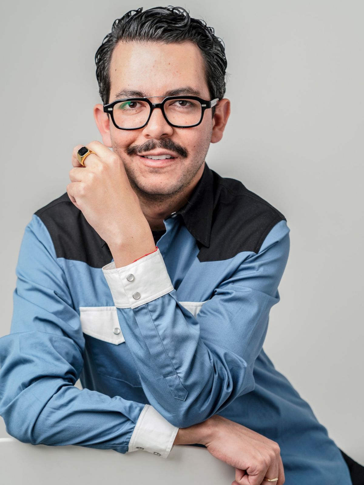 Foto de Manolo Caro (II) - Cartel Manolo Caro (II) - Foto 0 de 3 ...