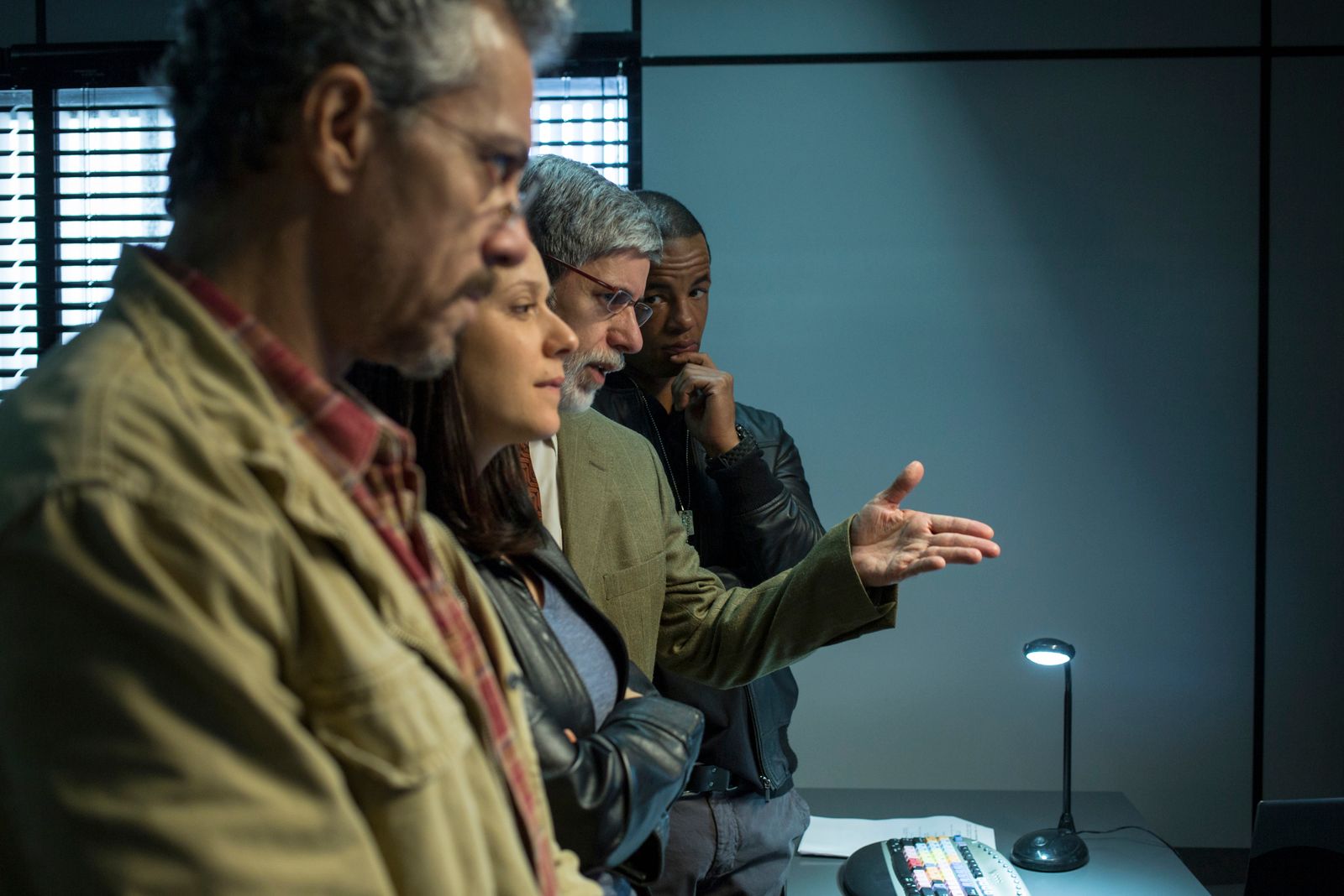 Foto de Jonathan Haagensen - Foto Giulio Lopes, Osvaldo Mil, Caroline ...