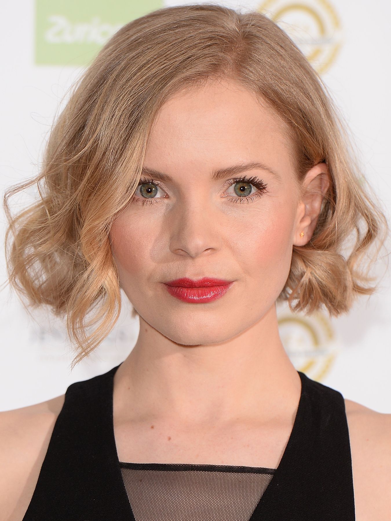 Kate Phillips - SensaCine.com