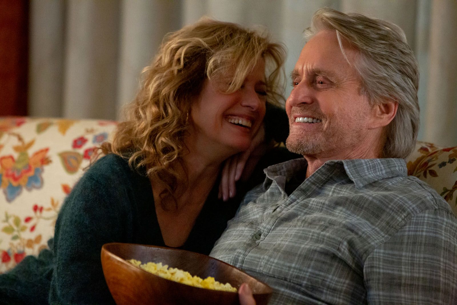 Foto de Nancy Travis - Foto Michael Douglas, Nancy Travis - Foto 8 de ...
