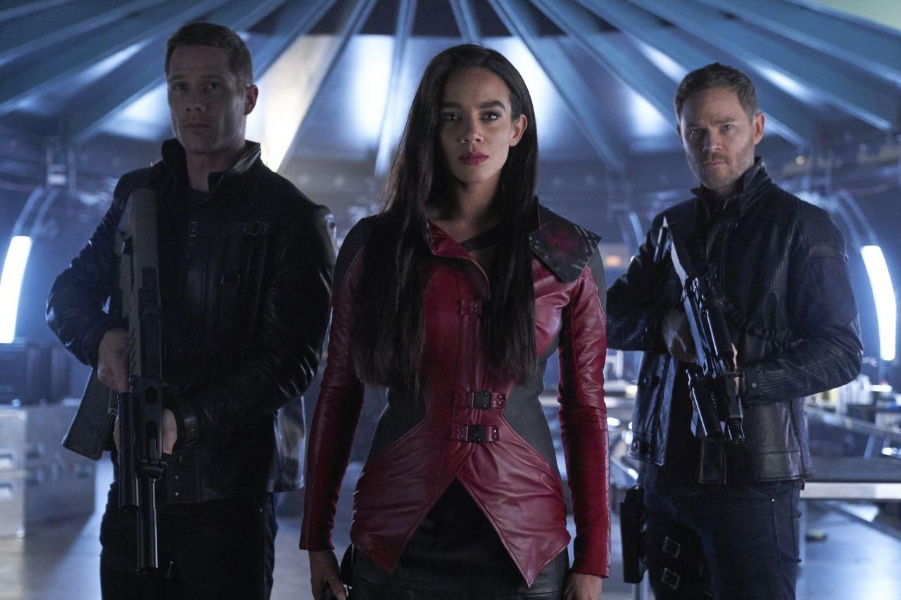 Foto de Aaron Ashmore - Foto Aaron Ashmore, Hannah John-Kamen, Luke ...