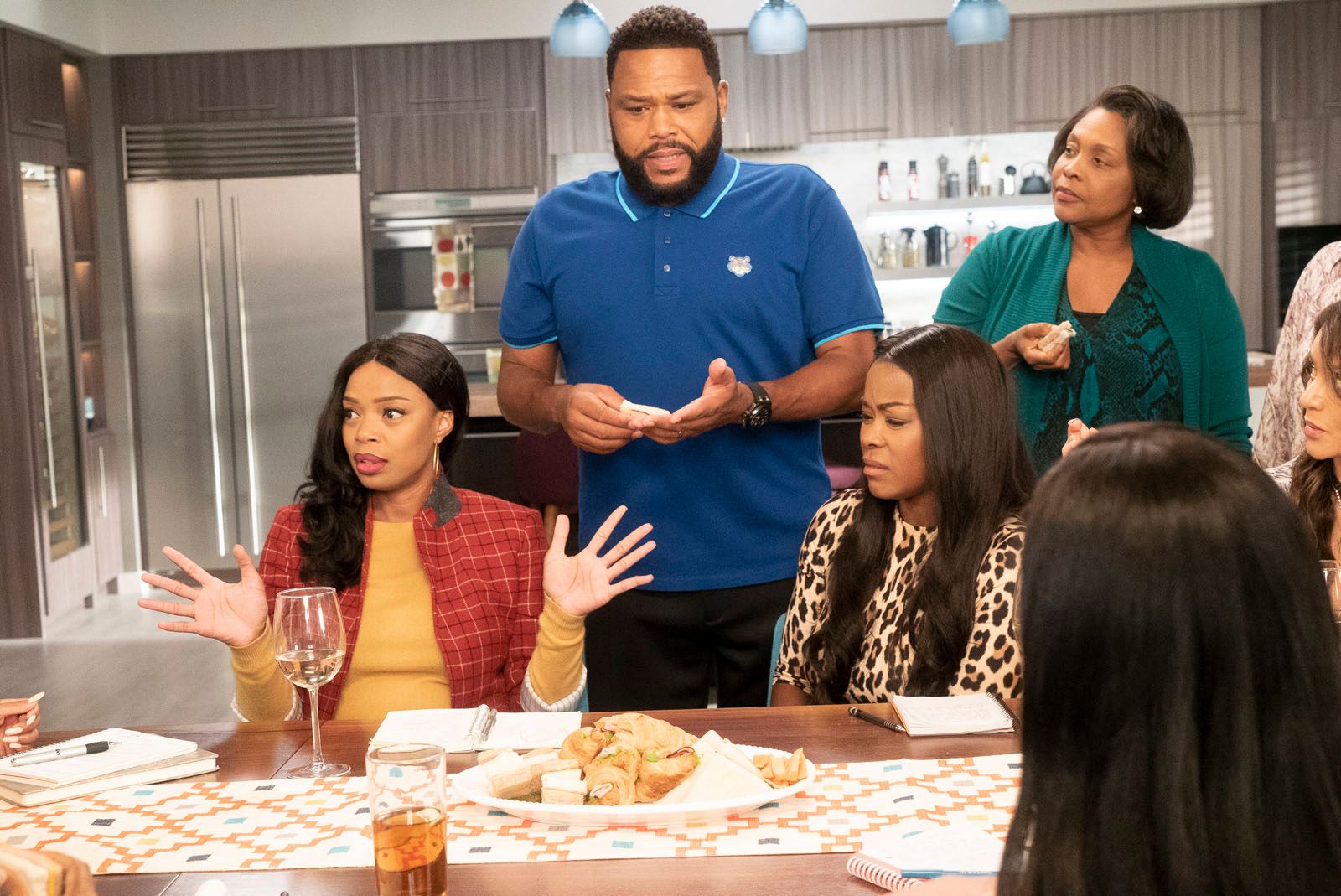 Foto de Golden Brooks - Black-ish : Foto Jill Marie Jones, Anthony ...