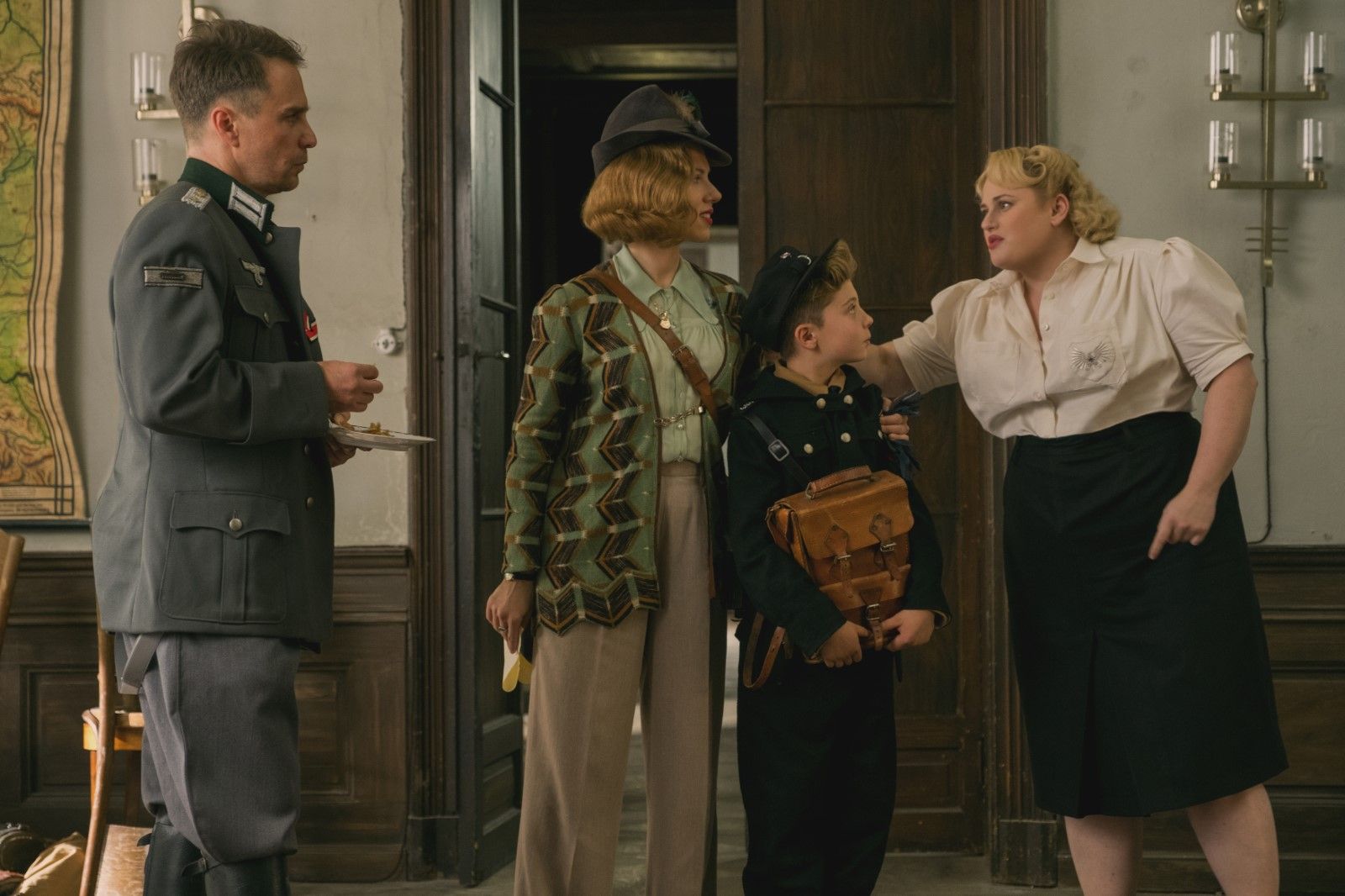 Foto de Roman Griffin Davis - Jojo Rabbit : Foto Sam Rockwell, Scarlett ...