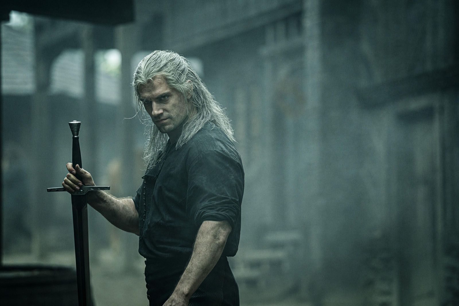 Foto de Henry Calvin - The Witcher : Foto Henry Calvin, Henry Cavill ...