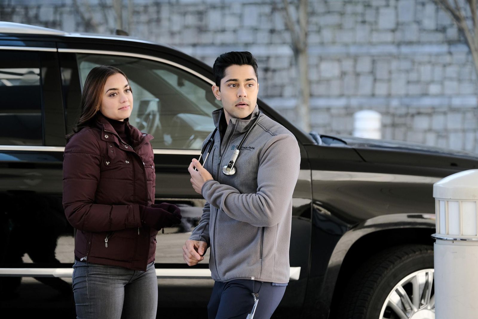 The Resident : The Resident : Foto Shazi Raja, Manish Dayal - Foto 68 ...