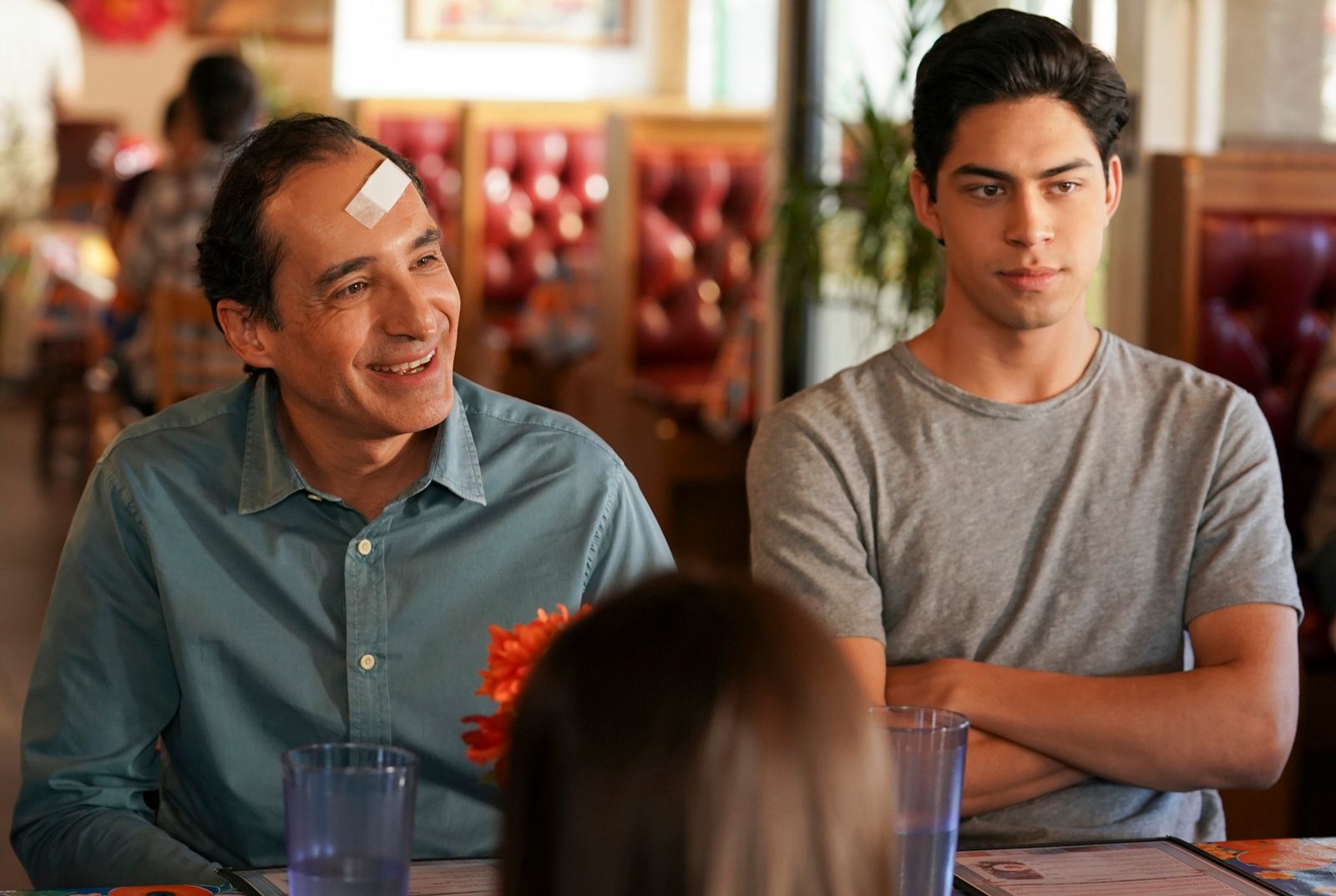 Foto de Bruno Bichir - Party of Five : Foto Bruno Bichir, Niko Guardado ...