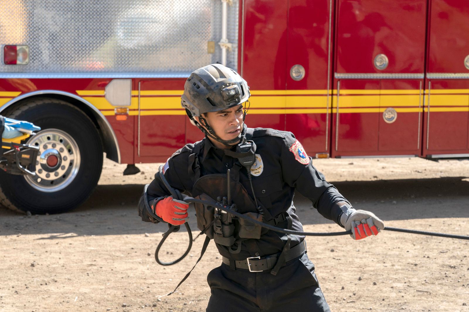 Foto de Julian Works - 9-1-1: Lone Star : Foto Julian Works - Foto 6 de ...