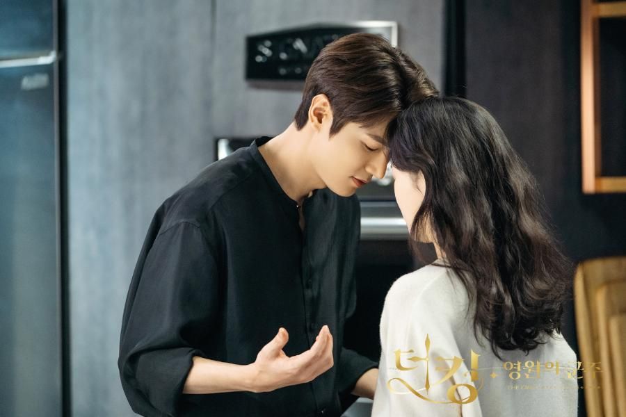 Cartel El rey, monarca eterno temporada 1 - Cartel 2 sobre 9 ...