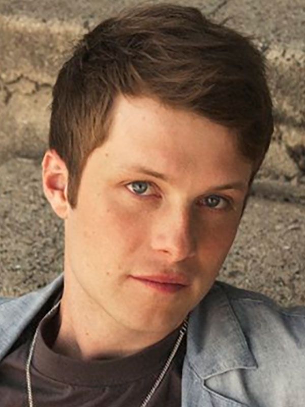 Tyler Barnhardt - SensaCine.com