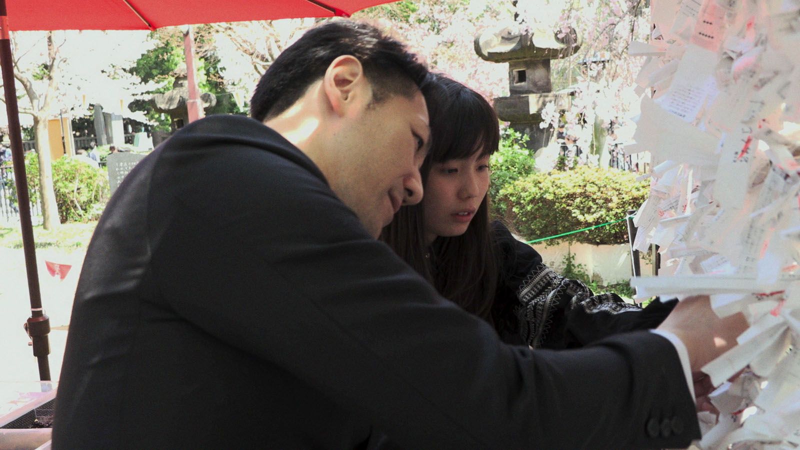 Foto de Ishii Yuichi - Family Romance, LLC : Foto Ishii Yuichi, Mahiro ...