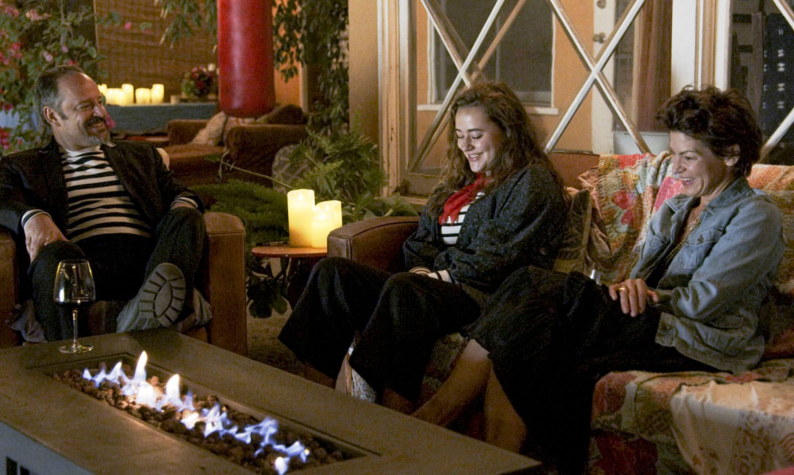 Love In The Time Of Corona: Foto Ava Bellows, Gil Bellows, Rya ...