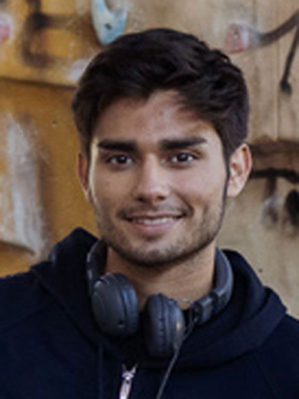 Ismael Abadal - SensaCine.com