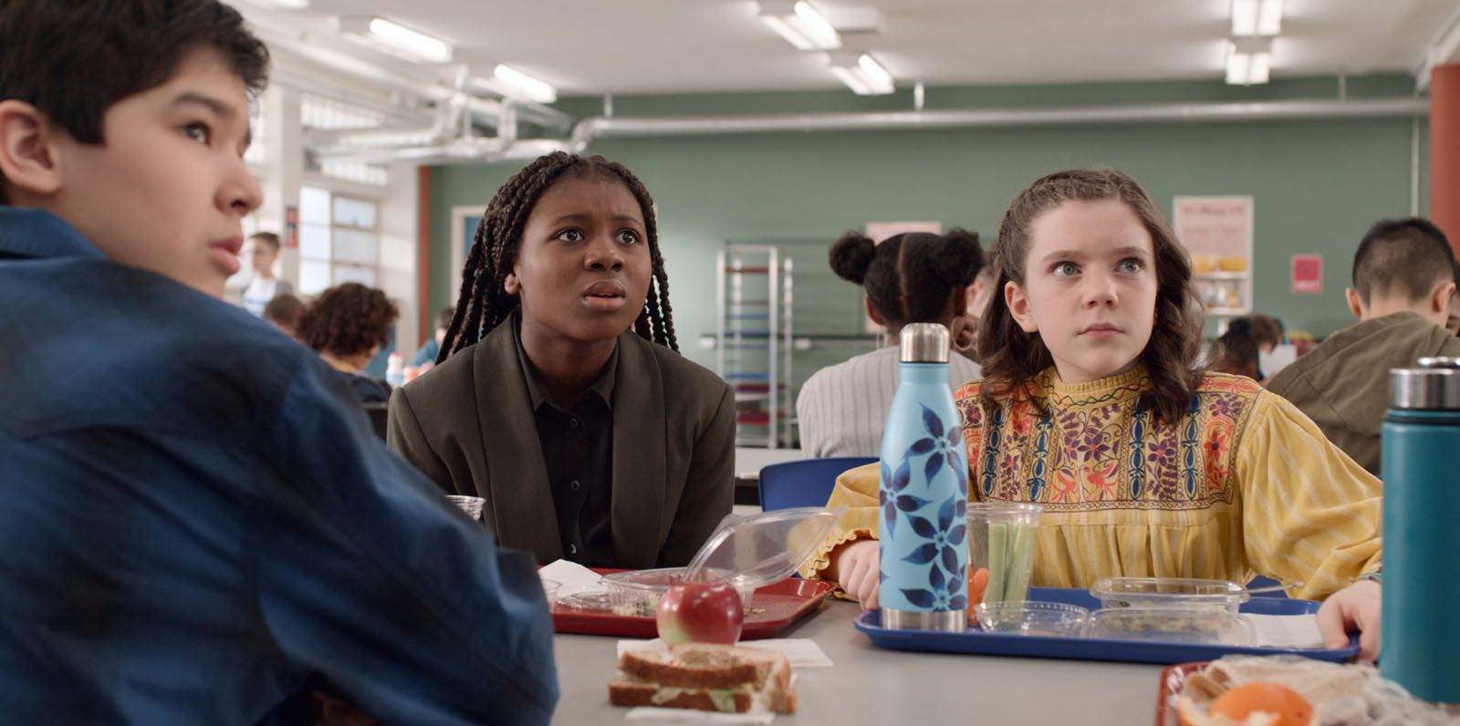 El escritor fantasma : El escritor fantasma : Foto Isaac Arellanes, Amadi Chapata - Foto 37 ...